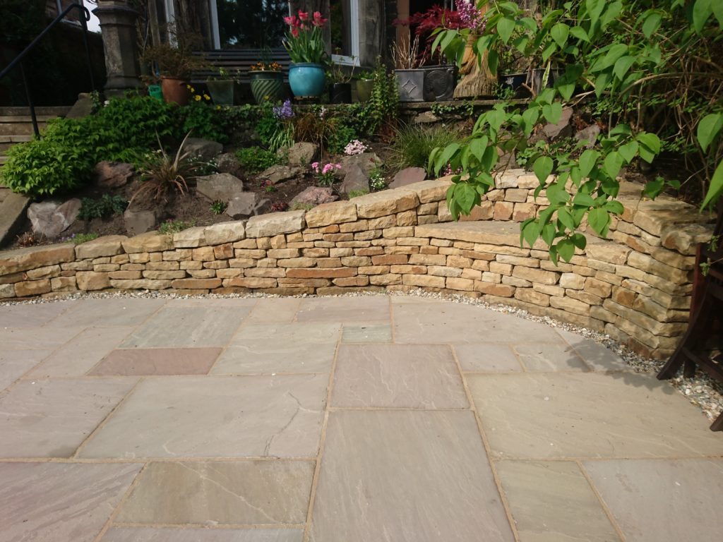 Stone Inspired Dry stone bench and terraces - Stone Inspired
